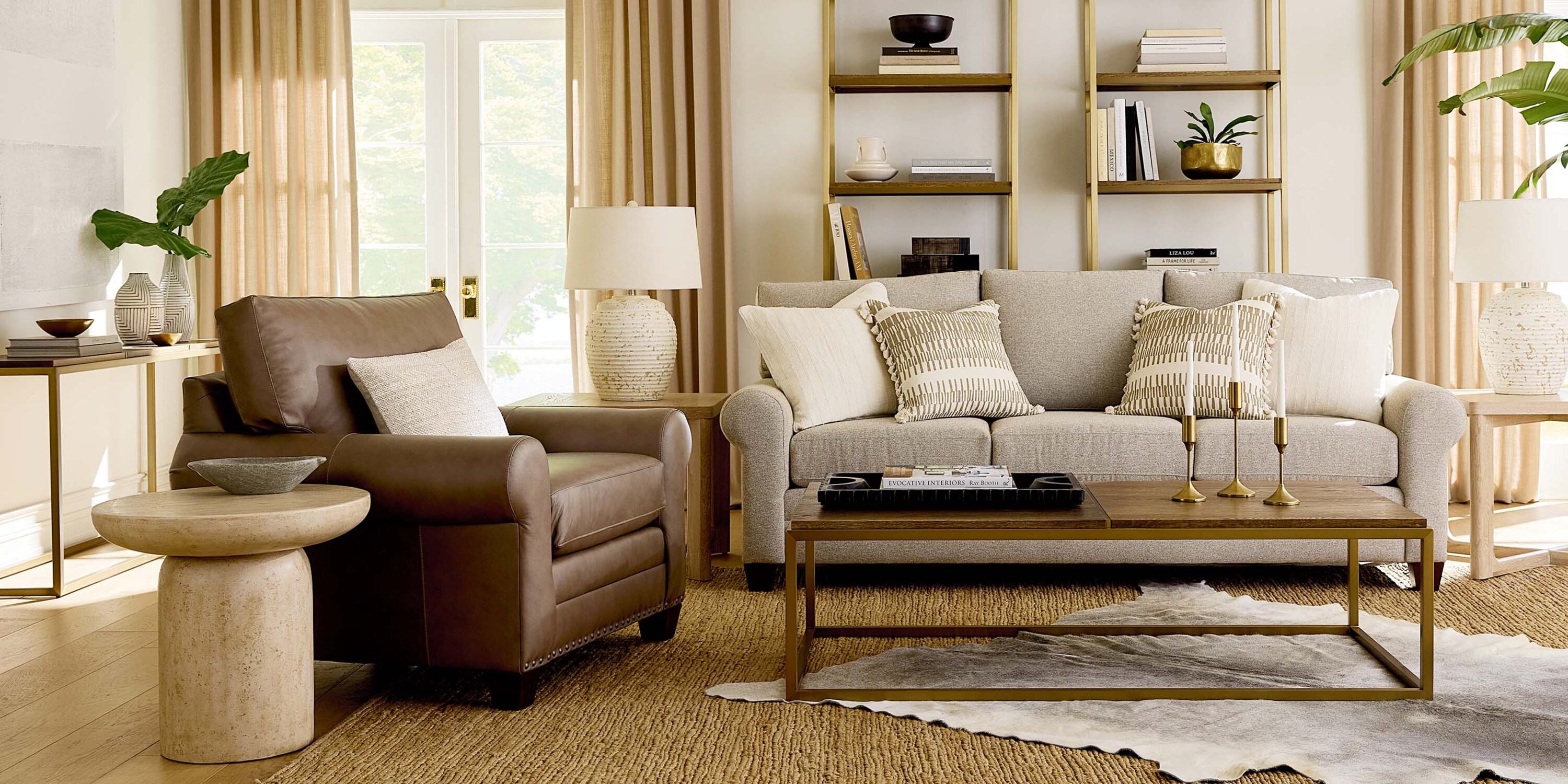 Carolina Roll Arm Loveseat | Bassett Furniture