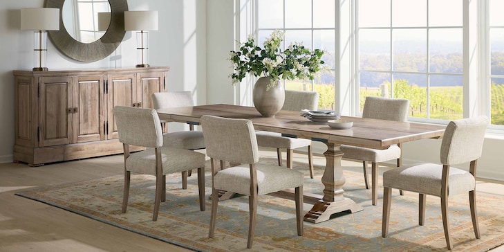 Harvest Dining Table with Extendable Leaves | Bassett Furniture