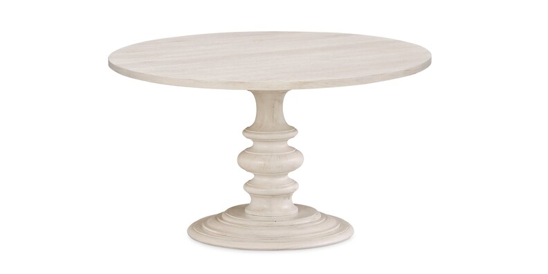 Rowan Oak Round Table | Bassett Furniture