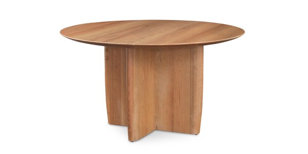 Custom Dining Room Tables for 4+ People | Bassett Furniture