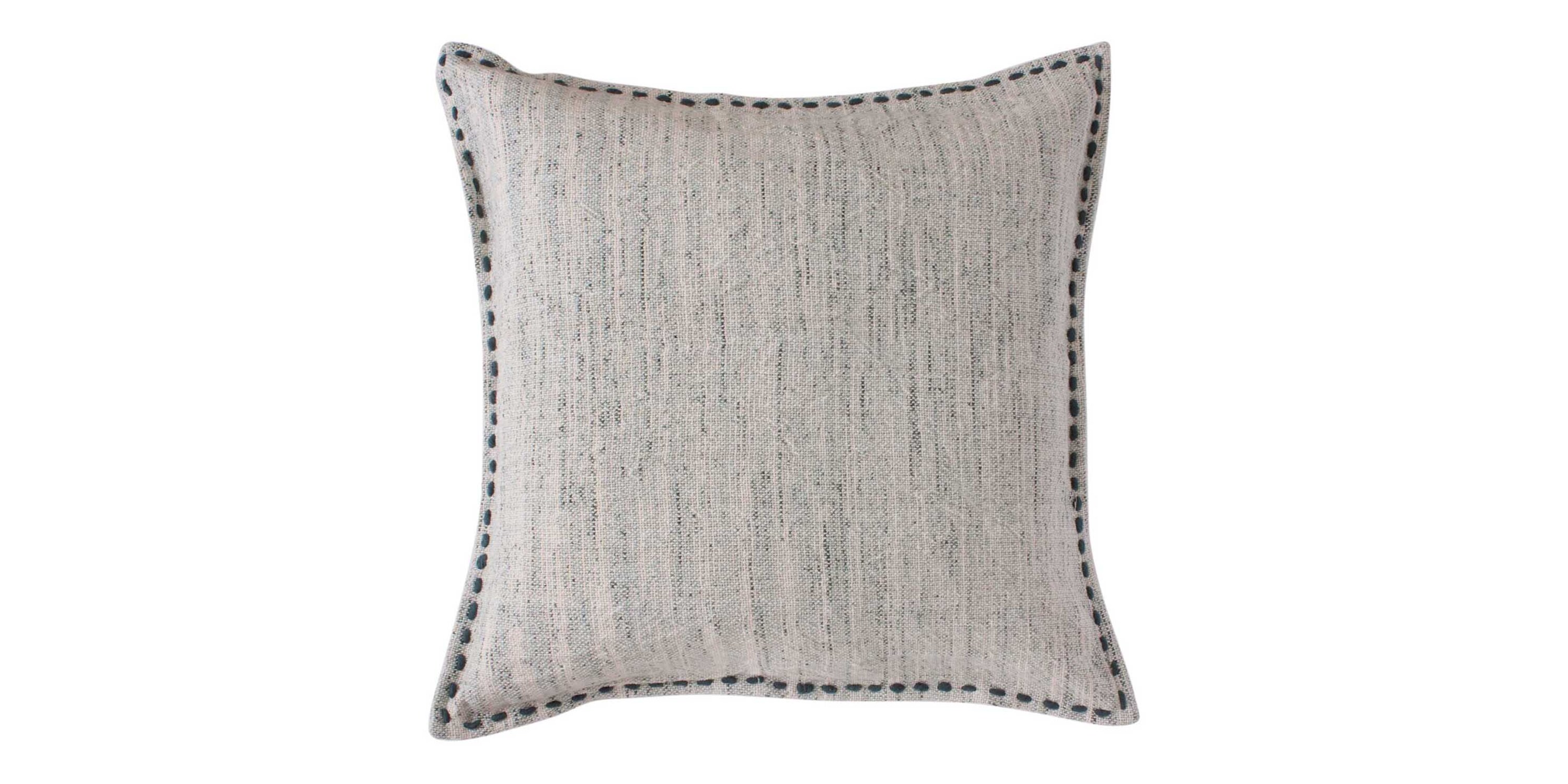 Bailey Pillow | Bassett Furniture