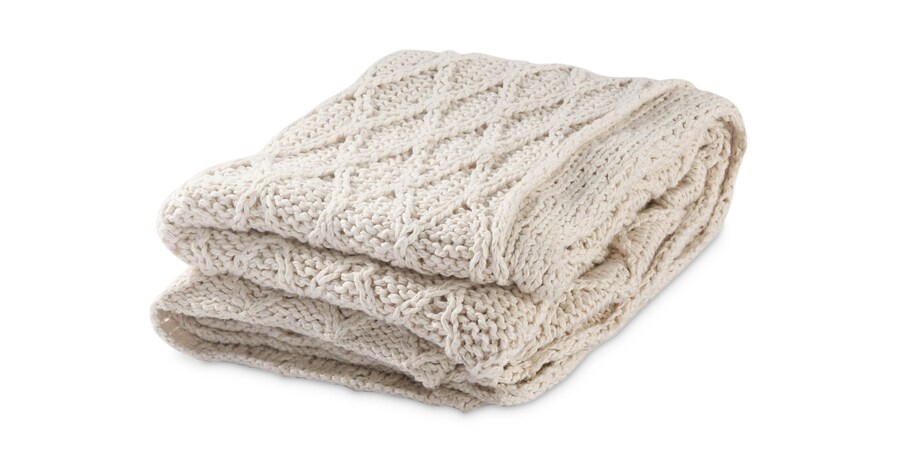 Throw Blankets | Decorative Blankets | Bassett Furniture