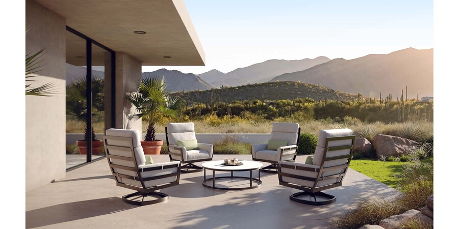 Greyson Outdoor Round Cocktail Table | Bassett Furniture