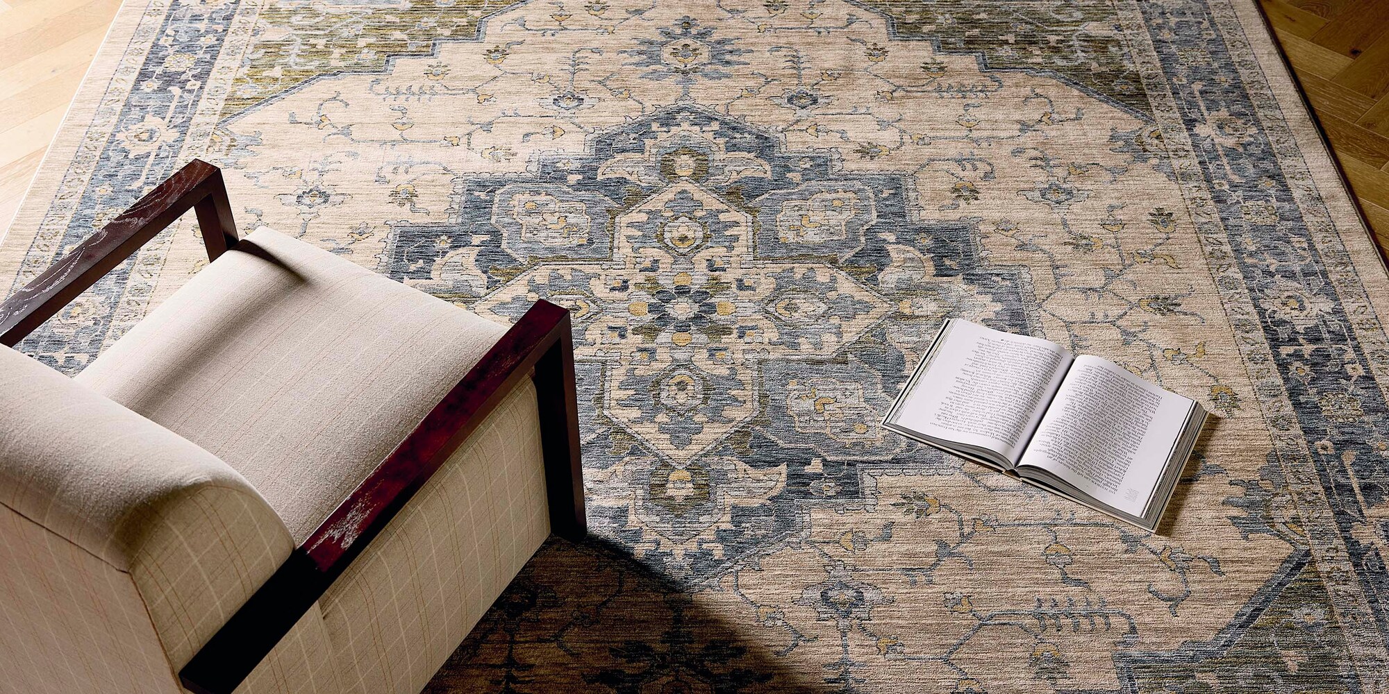 Charleston Blue Rug | Bassett Furniture