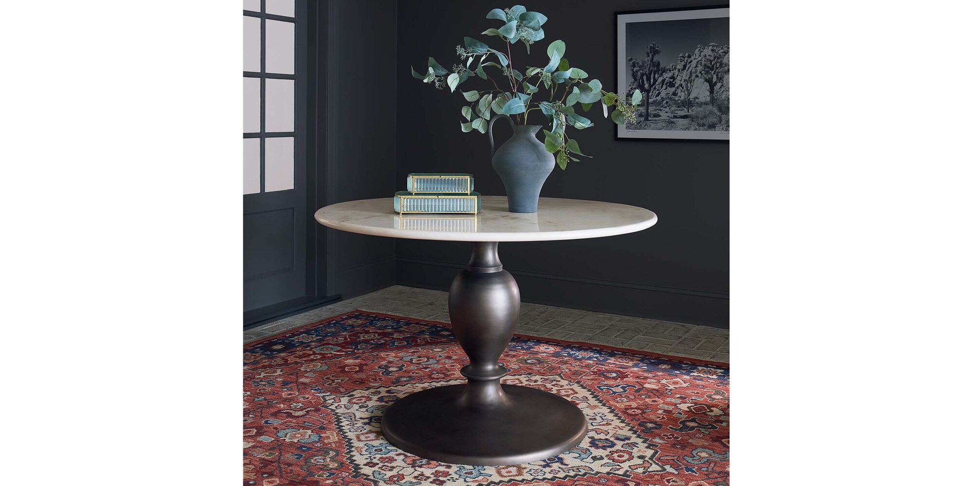 Coventry Round Dining Table | Bassett Furniture