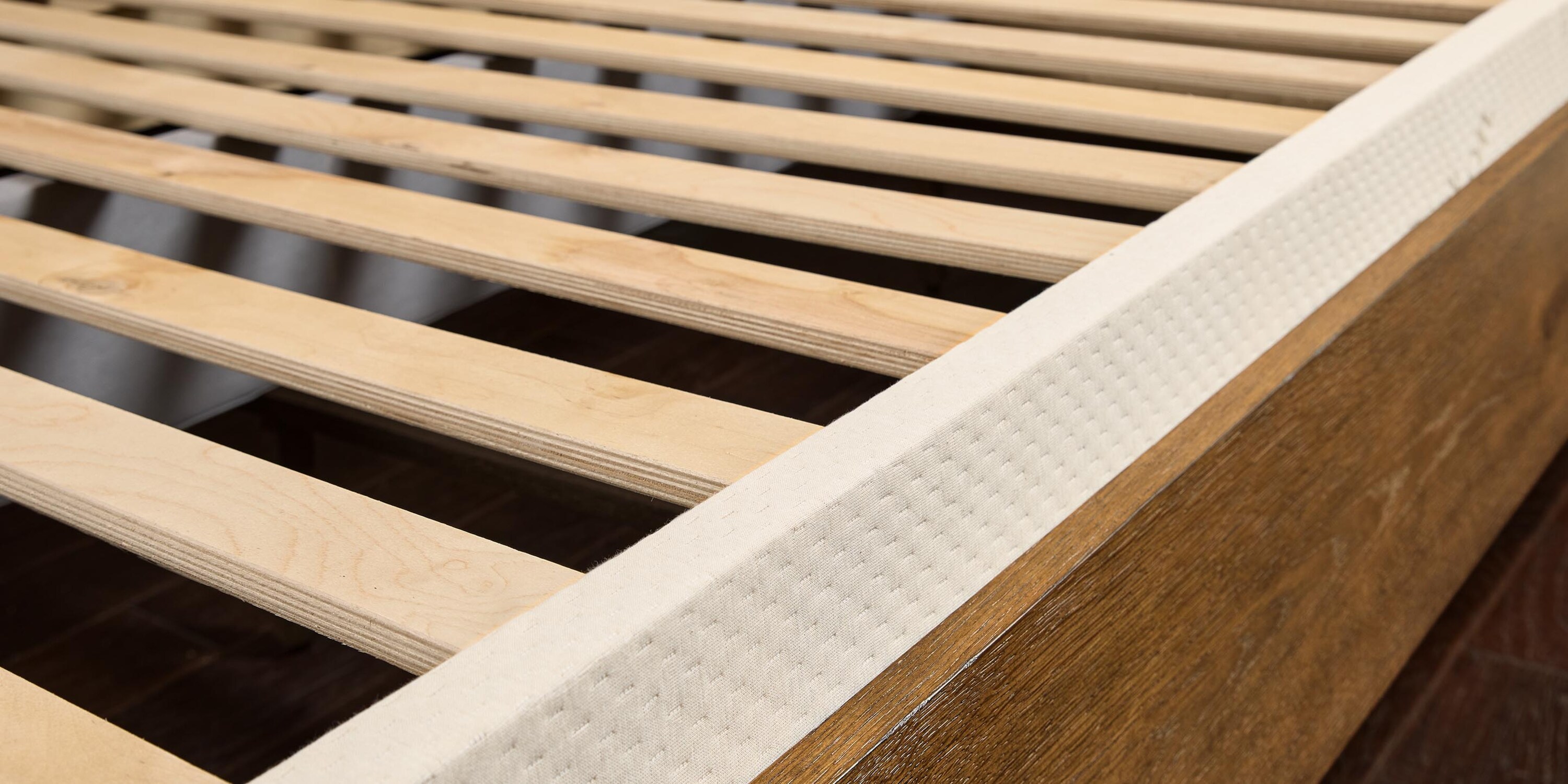 Gallery Standard Bed Foundation | Bassett Furniture