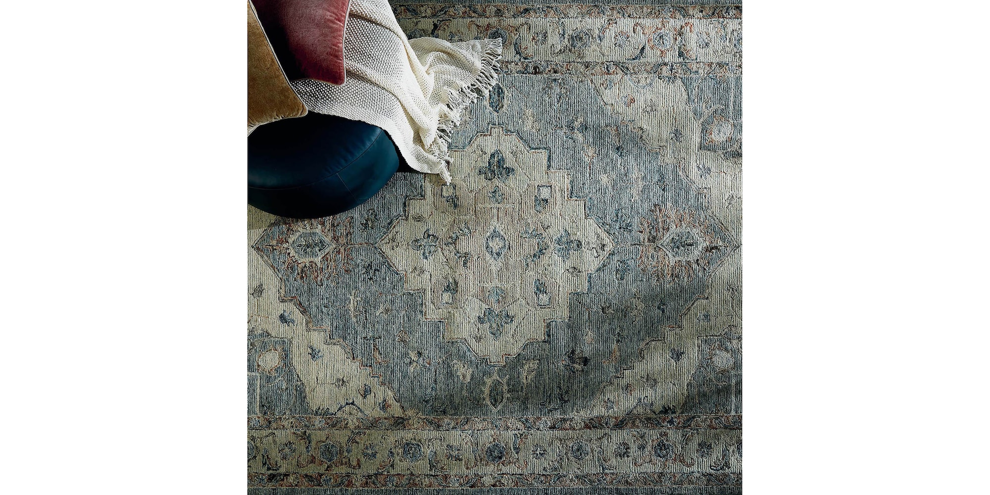 Peroni Mist Rug | Bassett Furniture