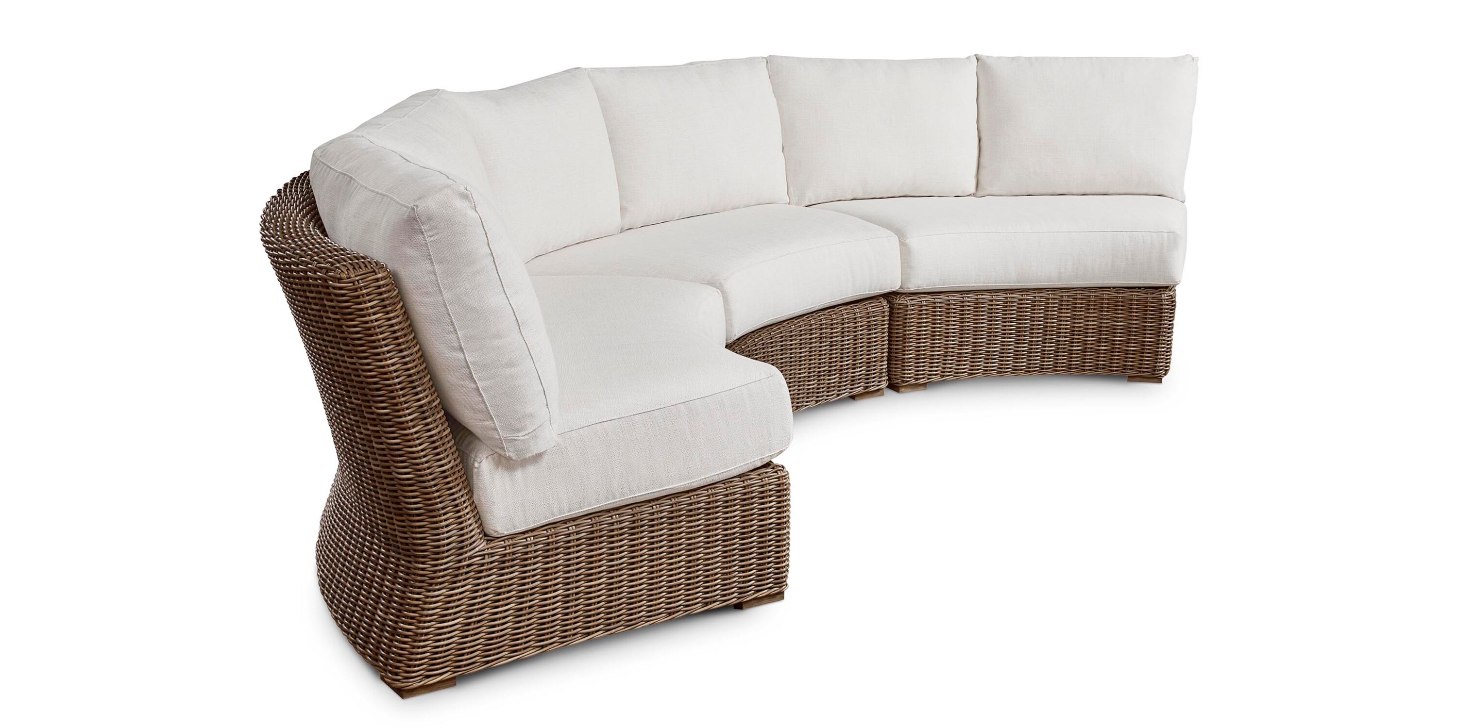 Huntington Curved Outdoor Sectional | Bassett Furniture